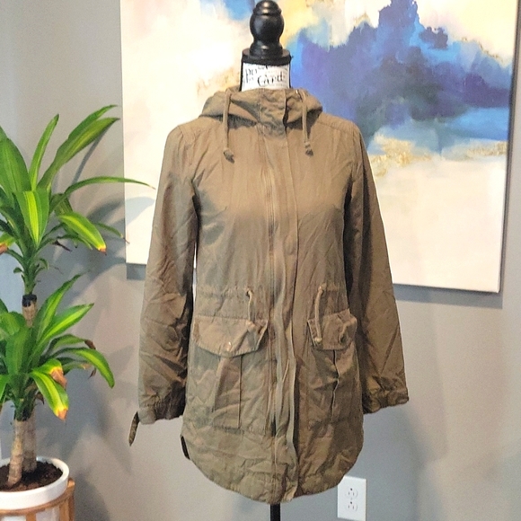 H&M | Jackets & Coats | Hm Women Green Coat | Poshmark